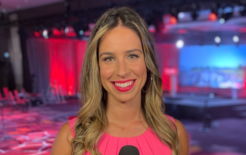 The Life and Career of Beatrice Vaisman: A Renowned Reporter and Anchor ...